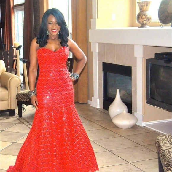 Michelle's Closet (@michelle_sample) | Poshmark